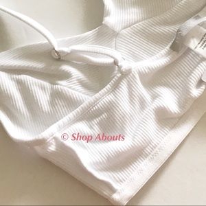 Hanro | Intimates & Sleepwear | Hanro 7237 Helene Soft Bralette Bra ...